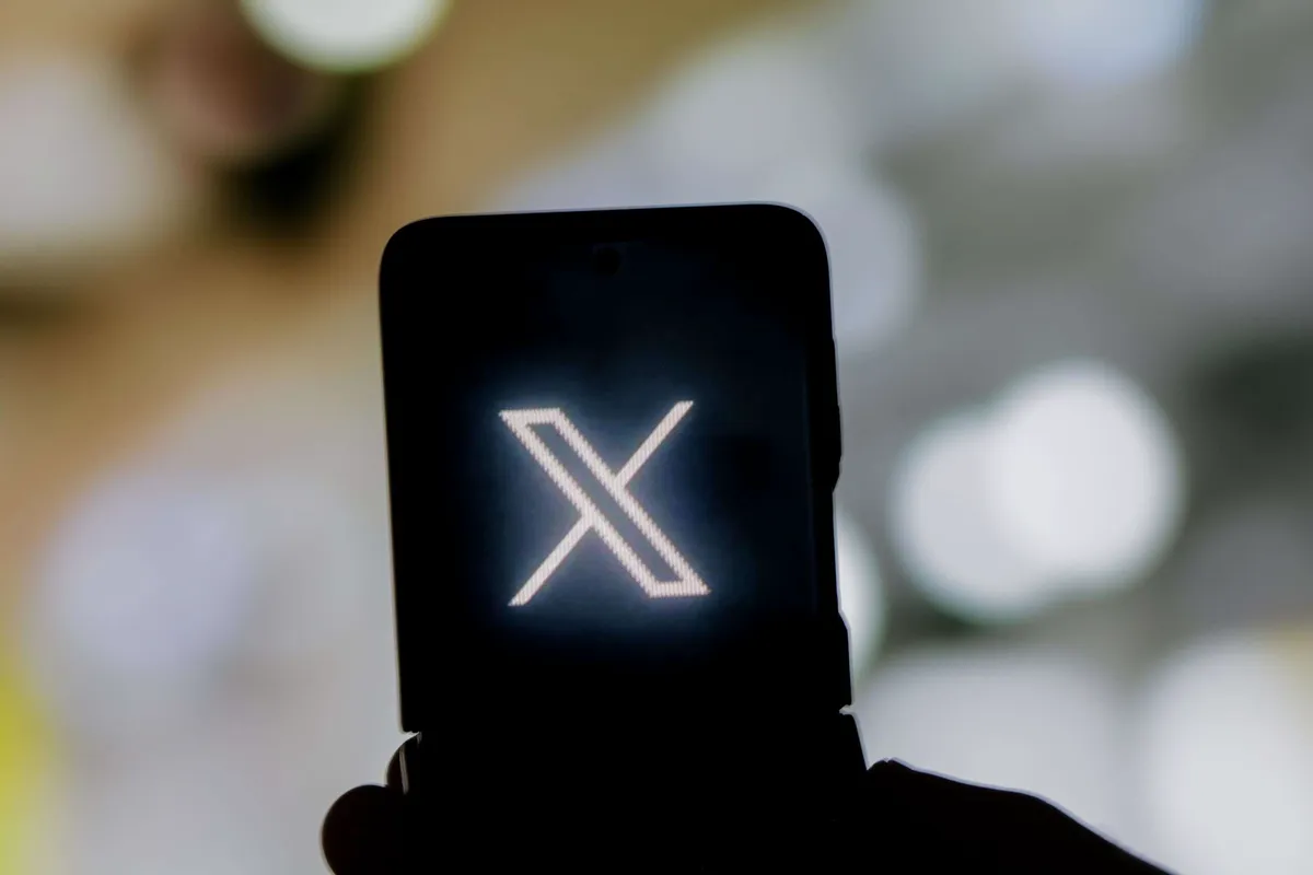 Twitter-sovelluksen uudelleentunkkaus jatkuu – pian tumma tila on pakollinen | Mikrobitti