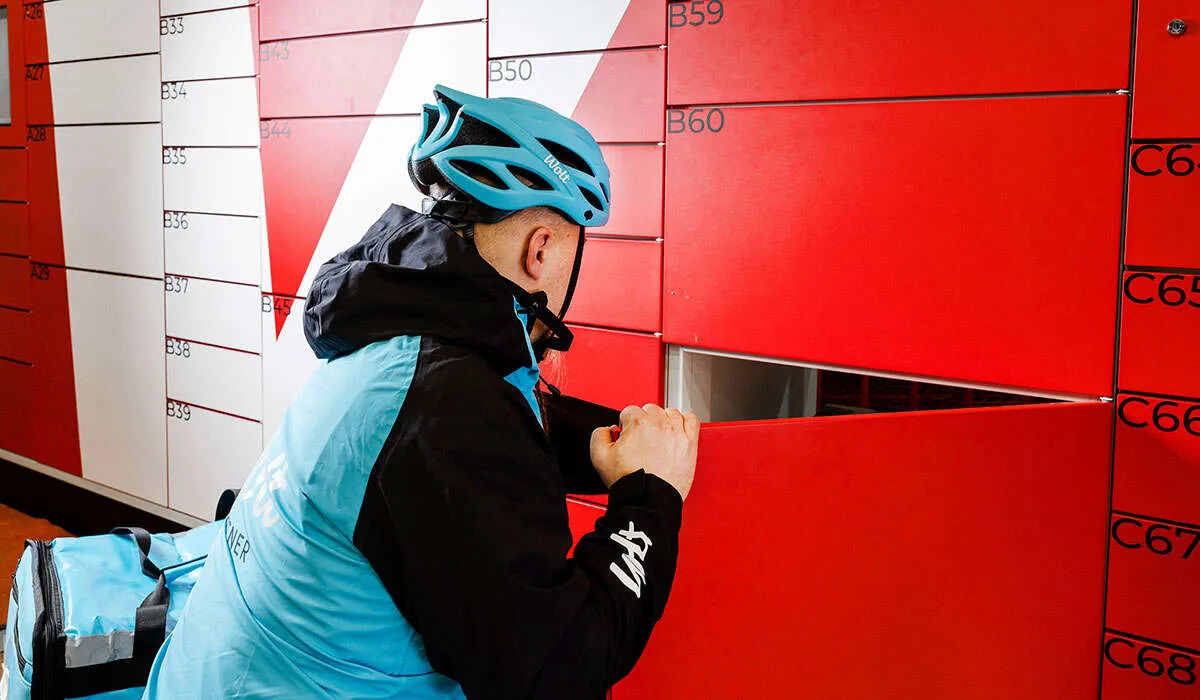 Verkkokauppa.com aloittaa toimitukset Woltilla – lupaa tilauksen perille tunnissa | Tivi