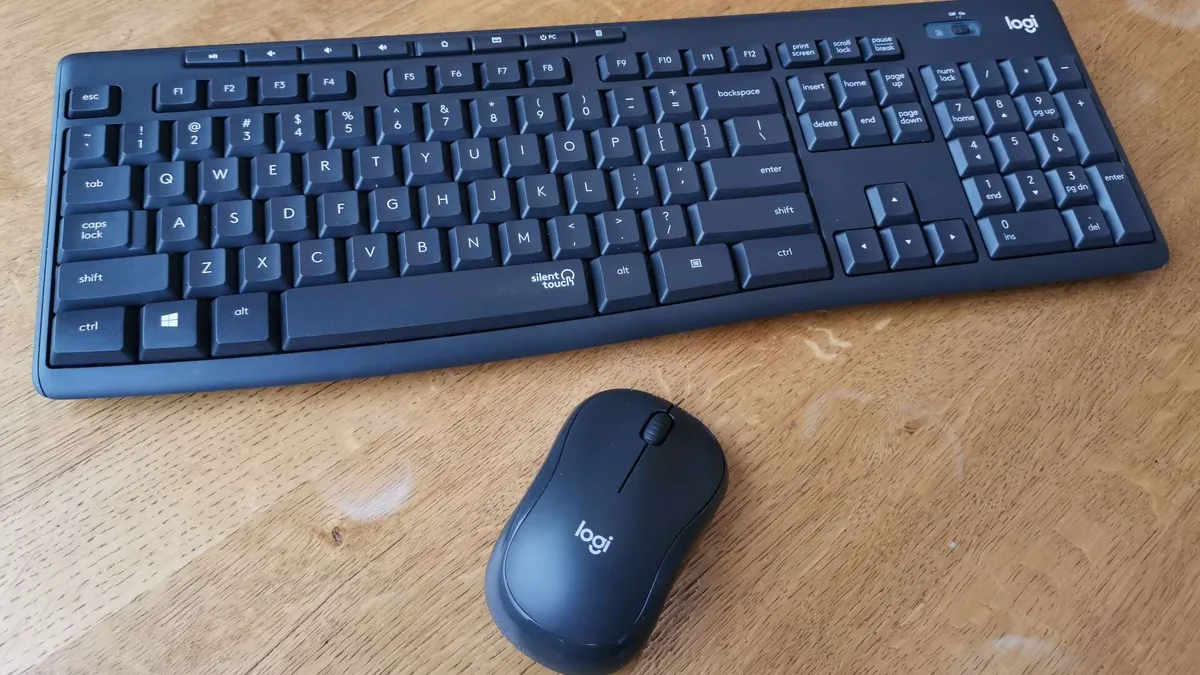 Testissä Logitech Silent Touch MK295 | Mikrobitti