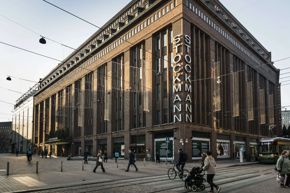 Stockmann myy Helsingin keskustan tavaratalon 400 miljoonalla | Uusi Suomi