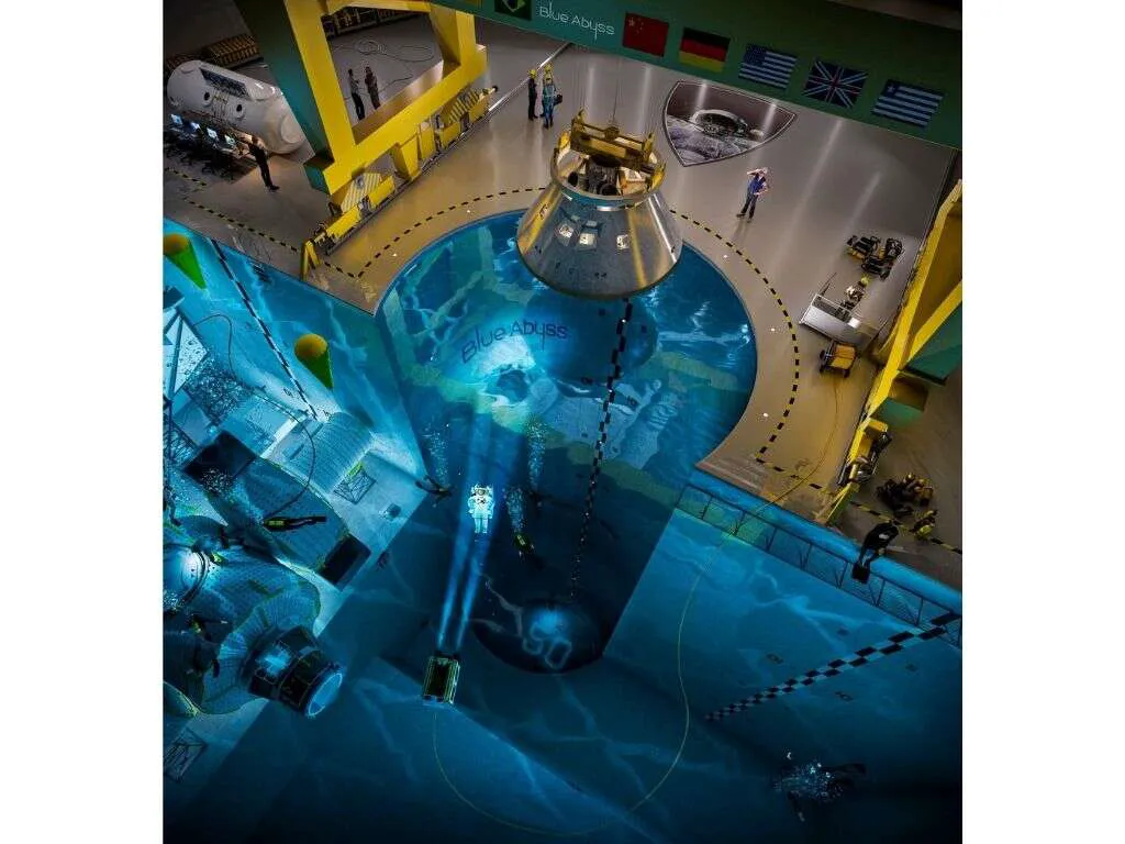 Maailman syvin sisäuima-allas rakennetaan vihdoin – 42 000 kuutiota ...