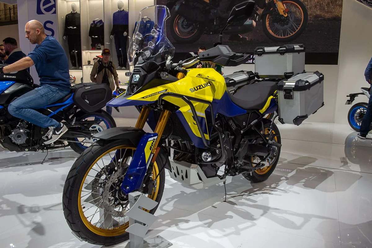 Suzuki kirii mukaan keskiluokan seikkailupyöräkilpaan – V-Stromin ...