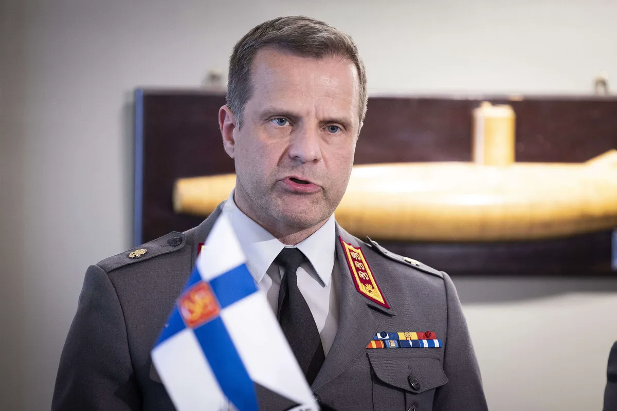 Puolustusvoimain komentajaksi valittiin kenraaliluutnantti Janne ...