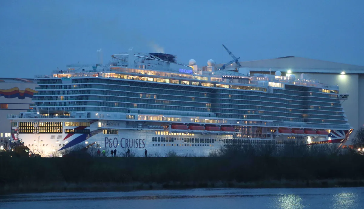 Salaiset paperit: Saksa pelastaa Meyerin myös sodan uhkan takia ...