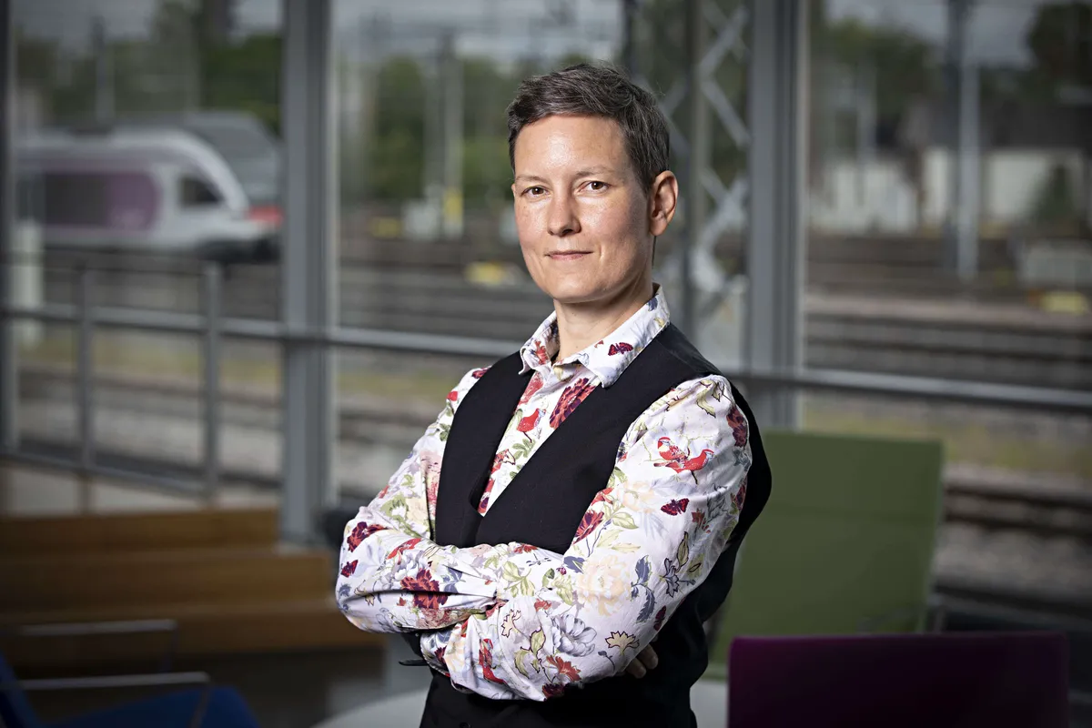 Kannustava pomo voi pelastaa lapsellisen työntekijän uran: ”Esihenkilö ...