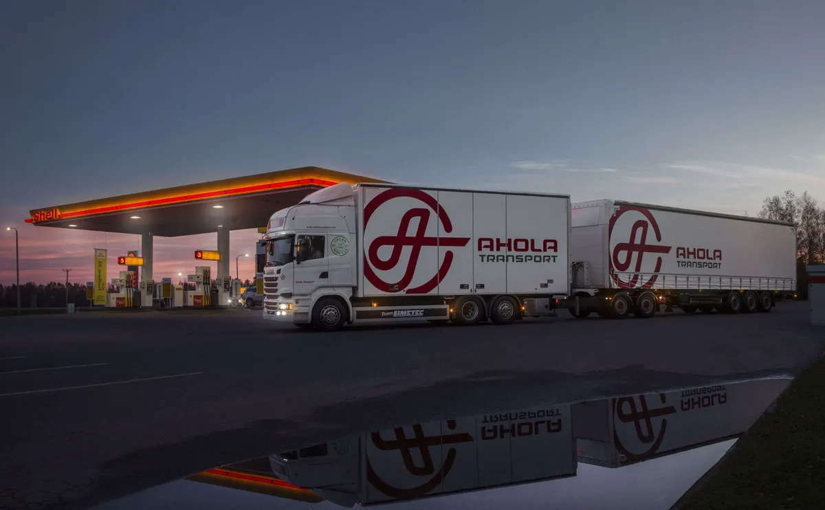 Ahola Transportin tulos parantui - ohjeistus on vakaa | Arvopaperi