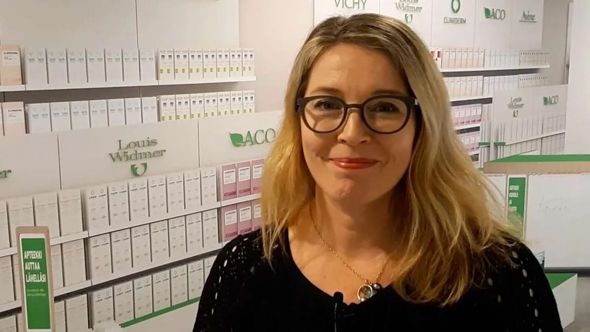 Charlotta Sandler Kiitä kollegaa -kampanjavideolla | Kauppalehti