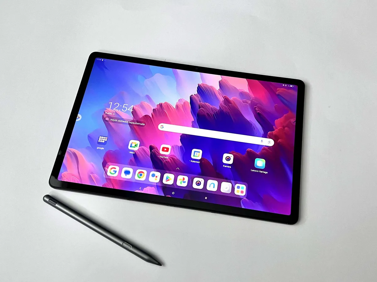 Tabletti, jossa on iso ruutu ja vähän muutakin: kokeilussa Lenovo Tab ...