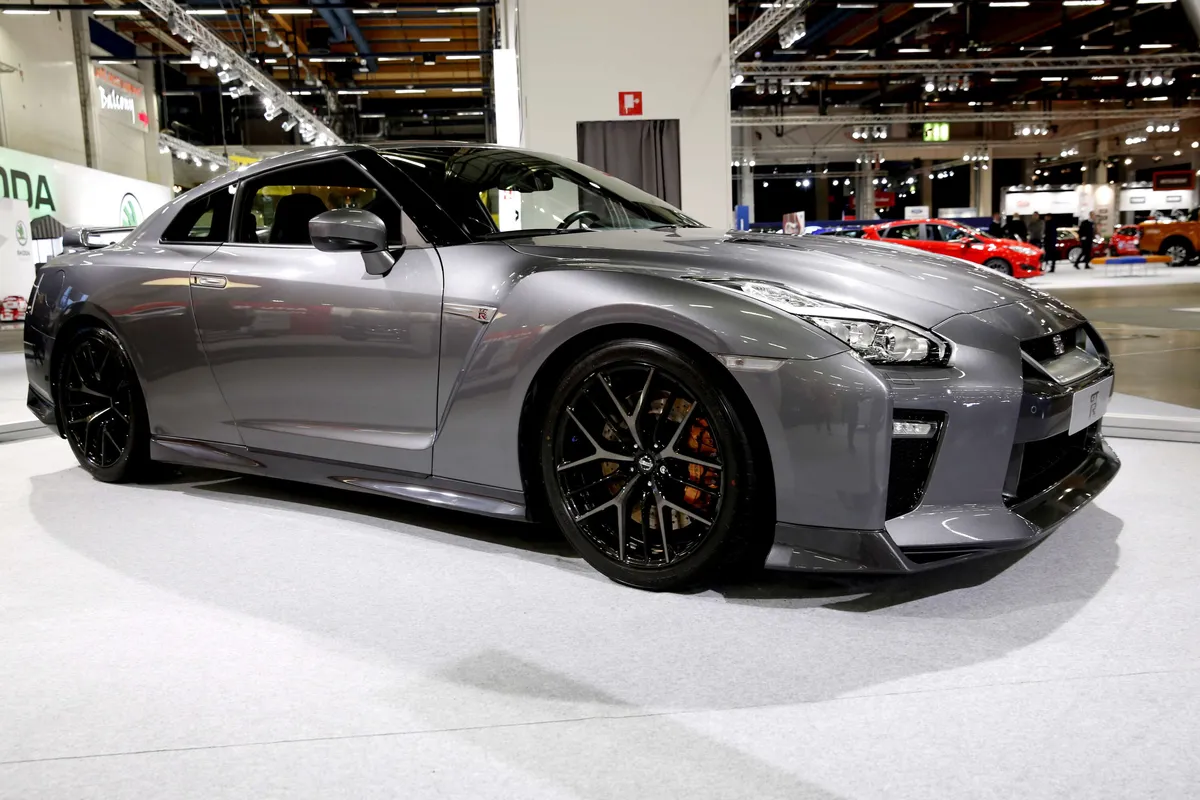 Hyvästi GT-R – 18 vuoden tarina päättyy, kun legendaarisen urheiluauton valmistus lopetetaan ...