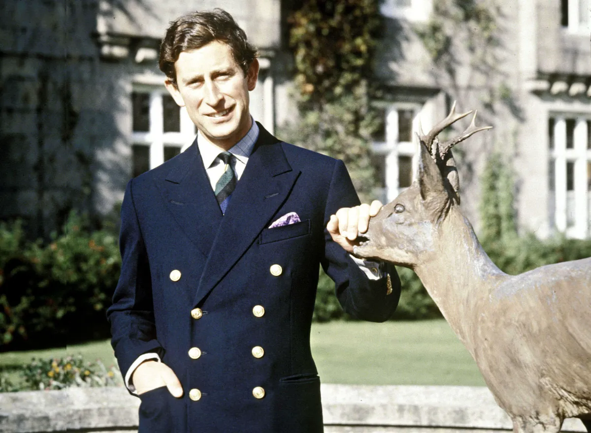 Kuningas Charles III näyttää, miten aristokraattinen tyyli on parasta ...