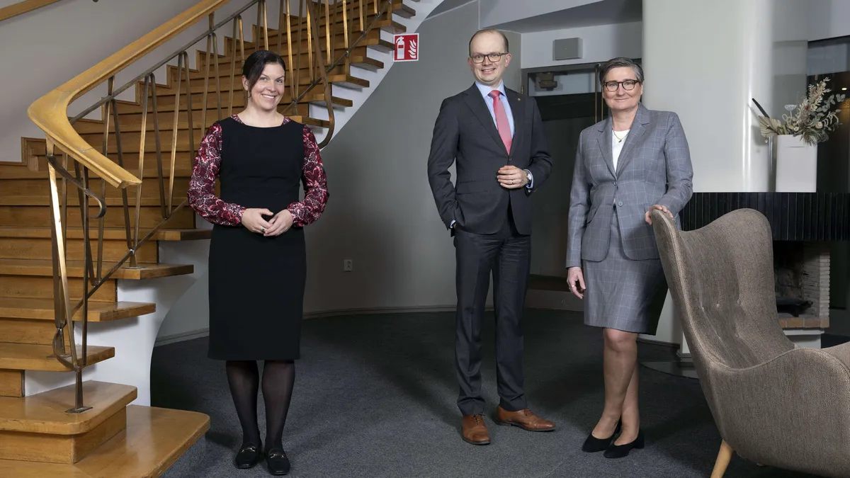 Pääekonomistin elämä on kuin koululaisen painajainen: ”Kulman takana ...