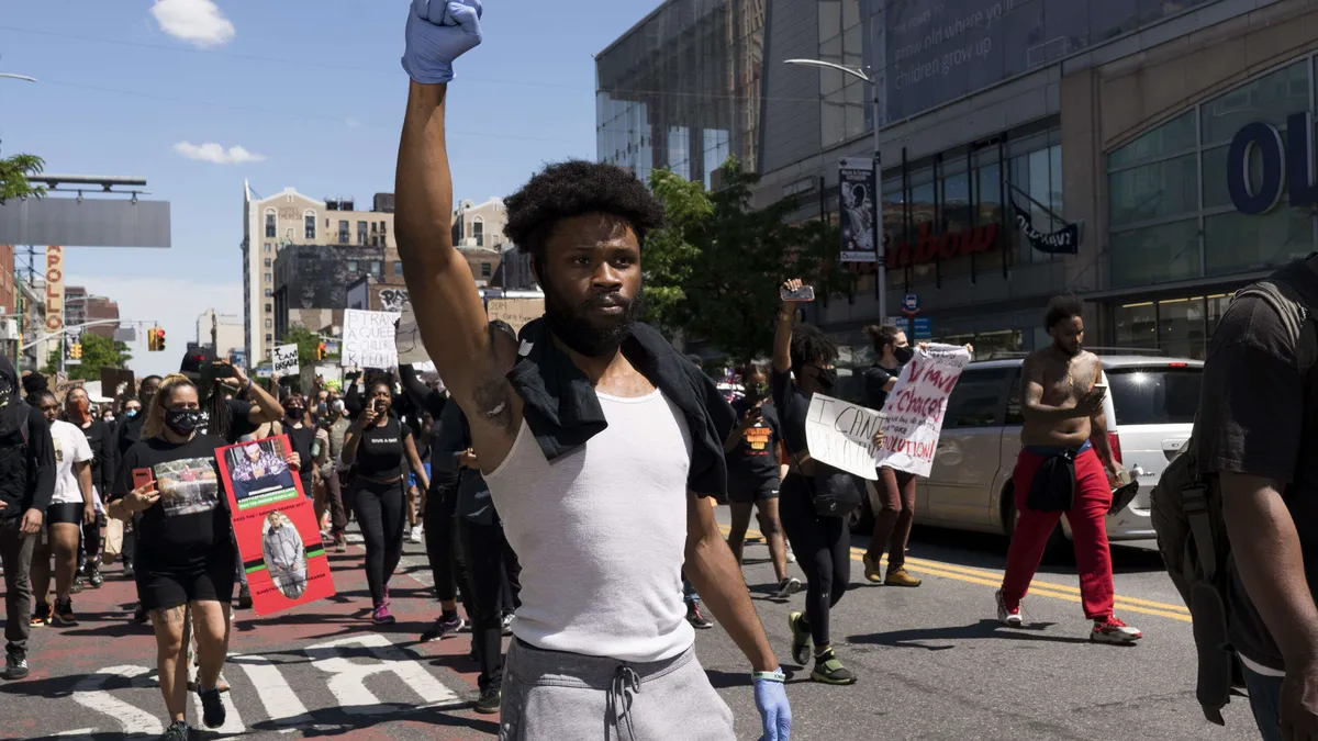 Kauppalehti paikalla USA:n protesteissa – ”Älkää sanoko tuota, tämä ei ...