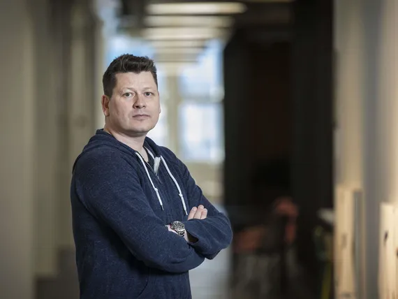 Internet-konkari Alex Nieminen aloittaa työelämäprofessorina ...