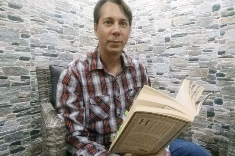 Psykiatri Juha Lehti:”Ei täällä istuta palmun alla juomassa Pina ...
