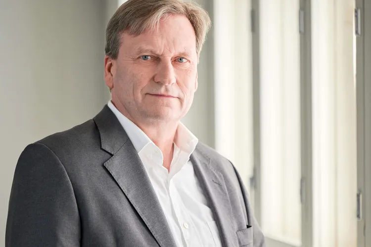Solwersin hallituksen puheenjohtaja hankki yhtiön osakkeita lähes 150 ...