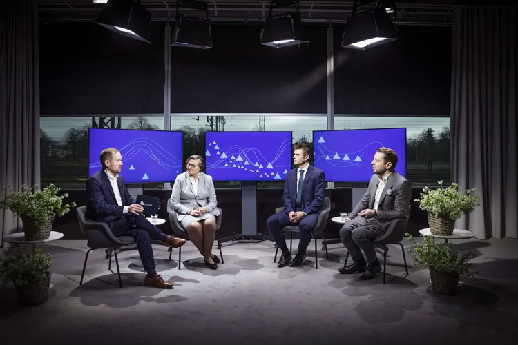 Asiantuntijat näkevät pankkikriisissä kauaskantoisia seurauksia ...