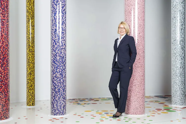 Fiskarsin johtoon nouseva Nathalie Ahlström on teollisuussuvun vesa ...