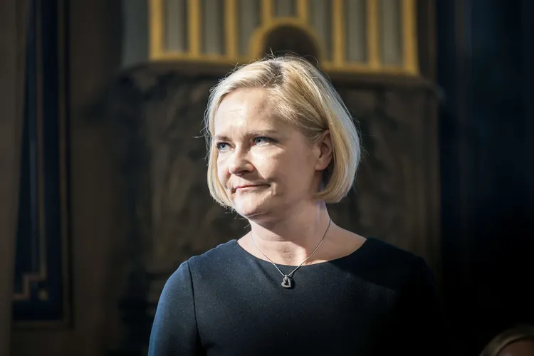 Äärioikeistolaisen terrorismin uhka on voimistunut, sanoo sisäministeri ...