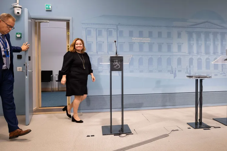 Krista Kiuru haistoi tien vallan huipulle – Voiko ”Marinin linja ...