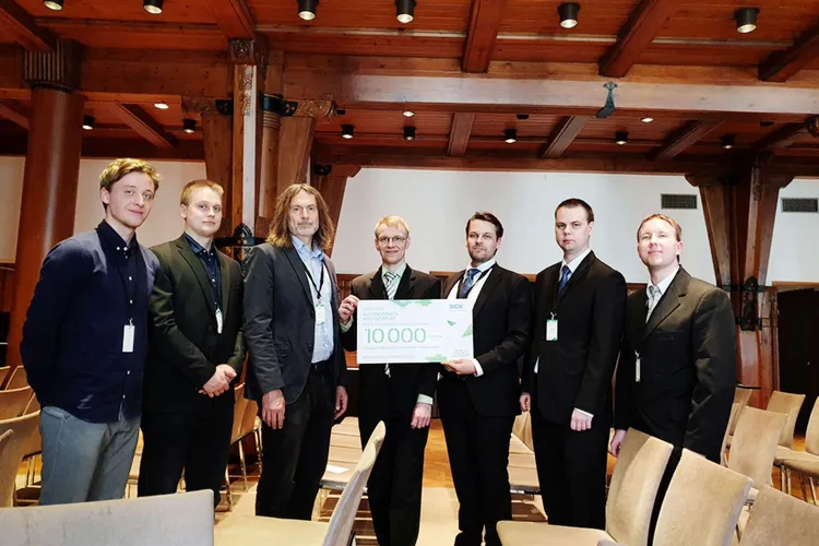 Konecranes kiinnostui tekoälykisan voittajasta | Tekniikka&Talous