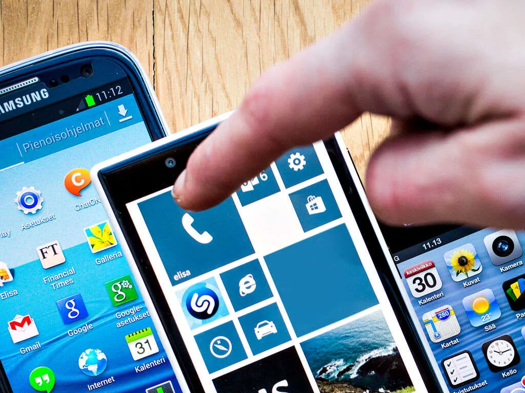 Kännykkä kortinlukijaan ja menoksi - Nokia kehittelee maailmanlaajuista ...