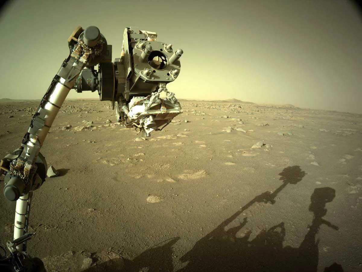Kuuleeko Maa? Tältä kuulostaa Marsissa, jossa Nasan Mars-mönkijä ...