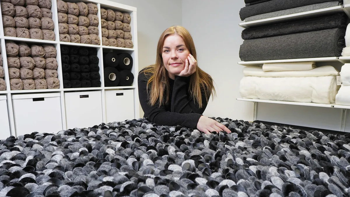 Satu Nisu suunnittelee tekstiilejä huippudesignbrändeille | Kauppalehti