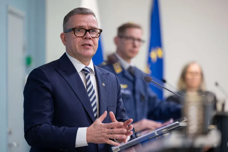 Palkkaa vai ei? Drooniuhka paljasti yllättävän aukon Suomessa – ”Tämä ...
