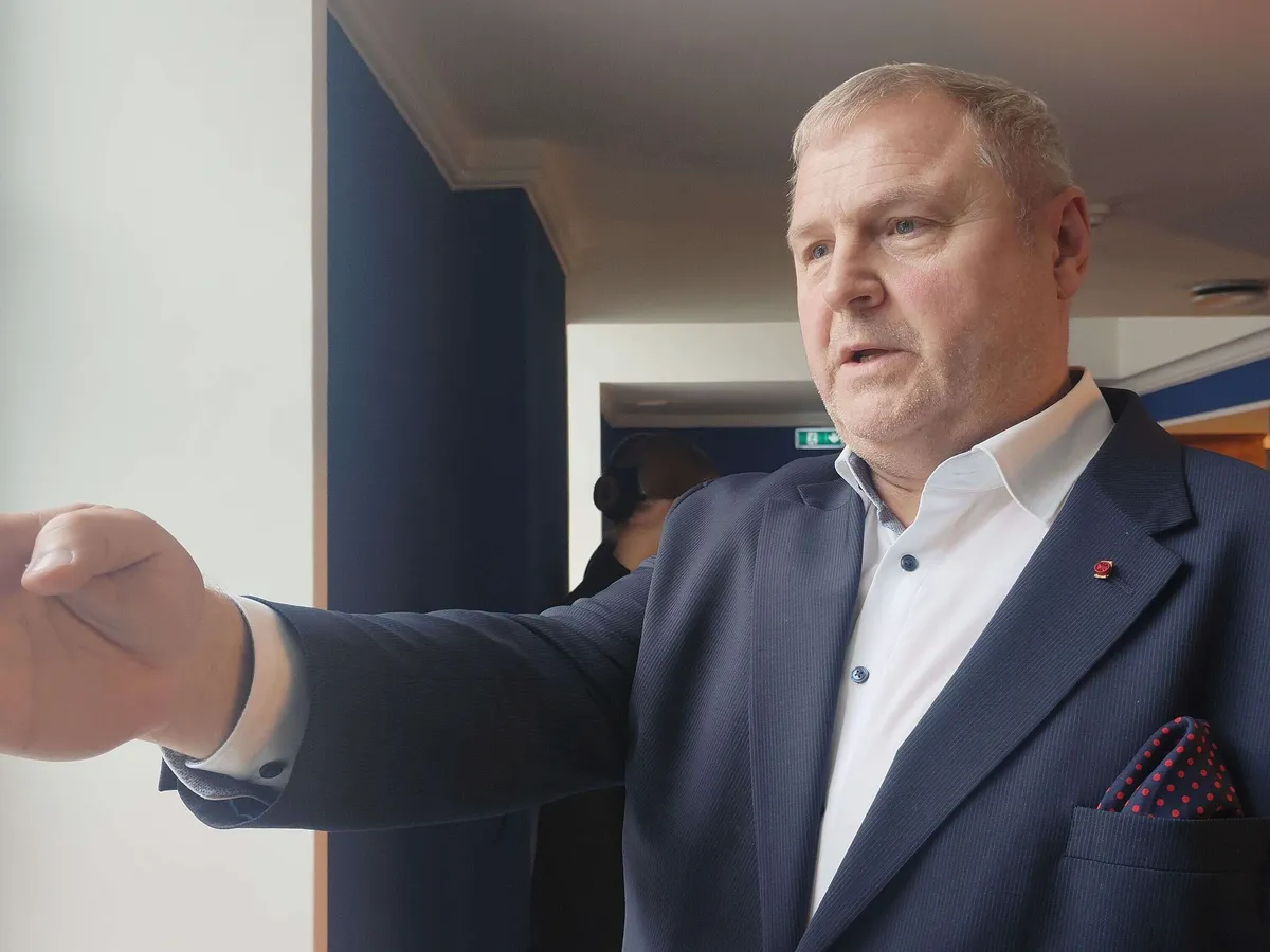 Viron Ex komentajan Pys ytt v N kemys Maailmanpalo On Jo Alkanut
