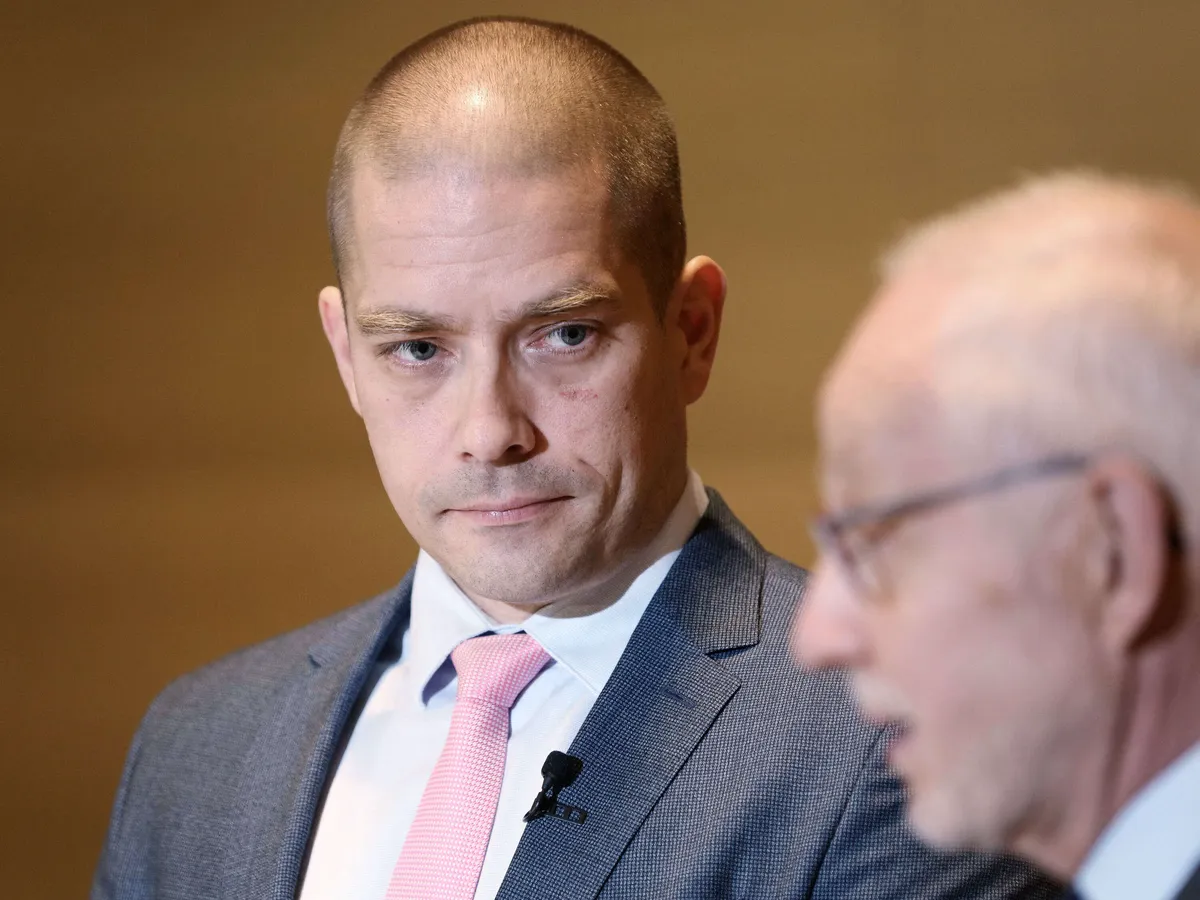 Postin toimitusjohtaja: ”Alan murros ei katoa mihinkään ...