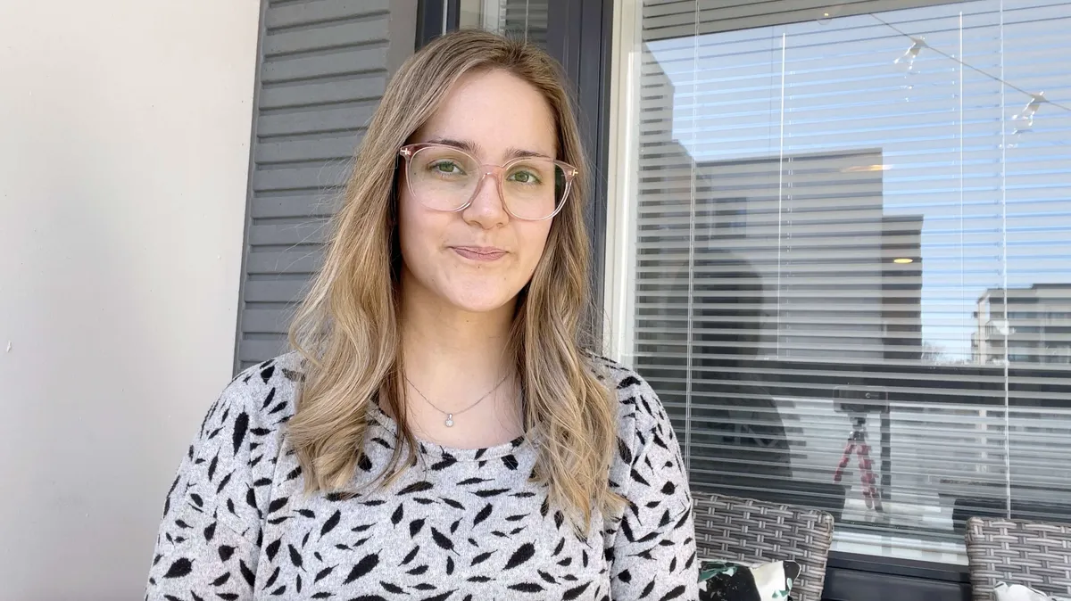 Nora Tarvus jakaa vaurastumisvinkkejä Youtubessa – Näin hän toimi ...