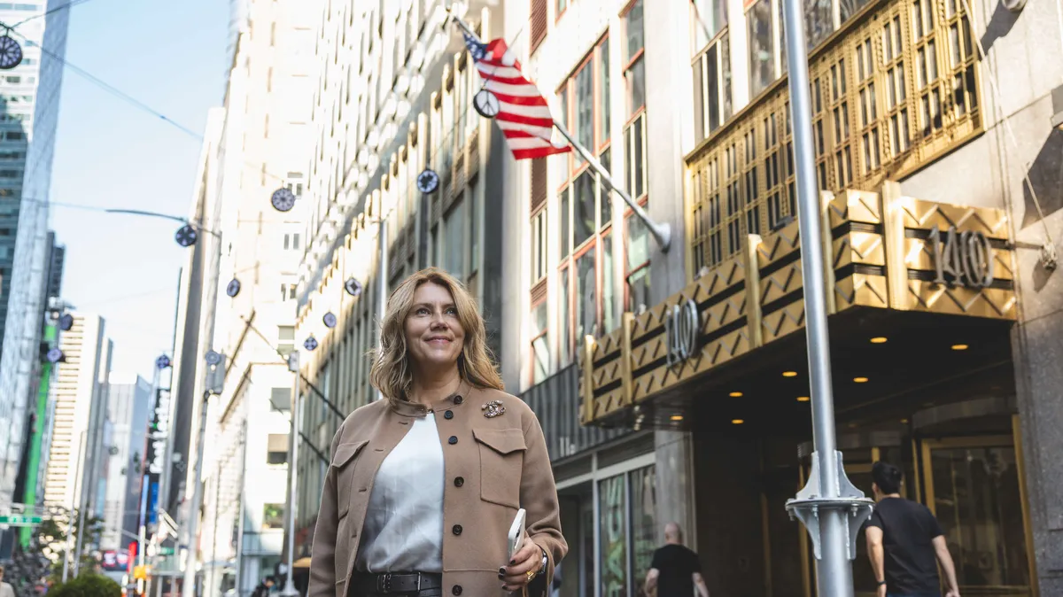 400 miljardia dollaria hukkaan – Rovaniemeltä maailmalle lähtenyt Nina ...