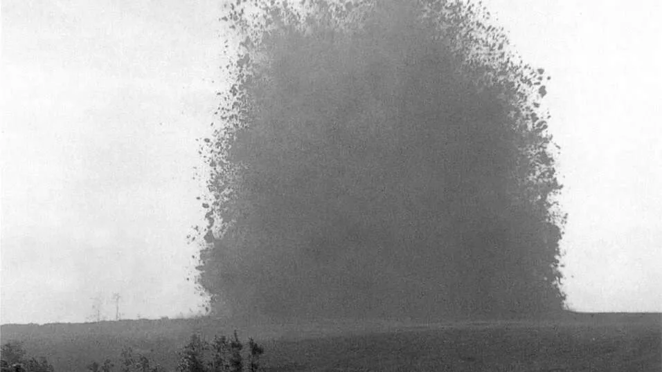 107 v sitten britit räjäyttivät 18 000 kg pommin typeryyttään väärin ...