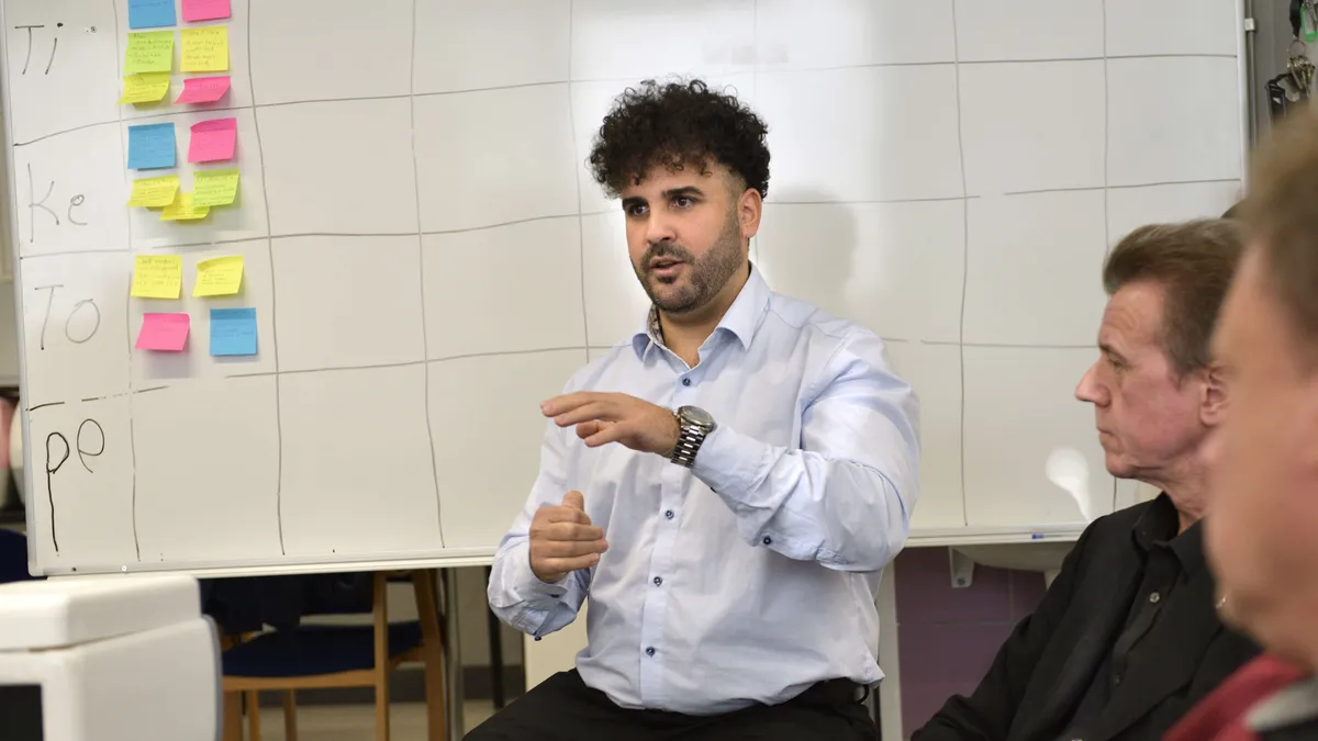 Alaa Salonen opetteli suomen, vaihtoi nimensä, perusti yrityksen ja ...