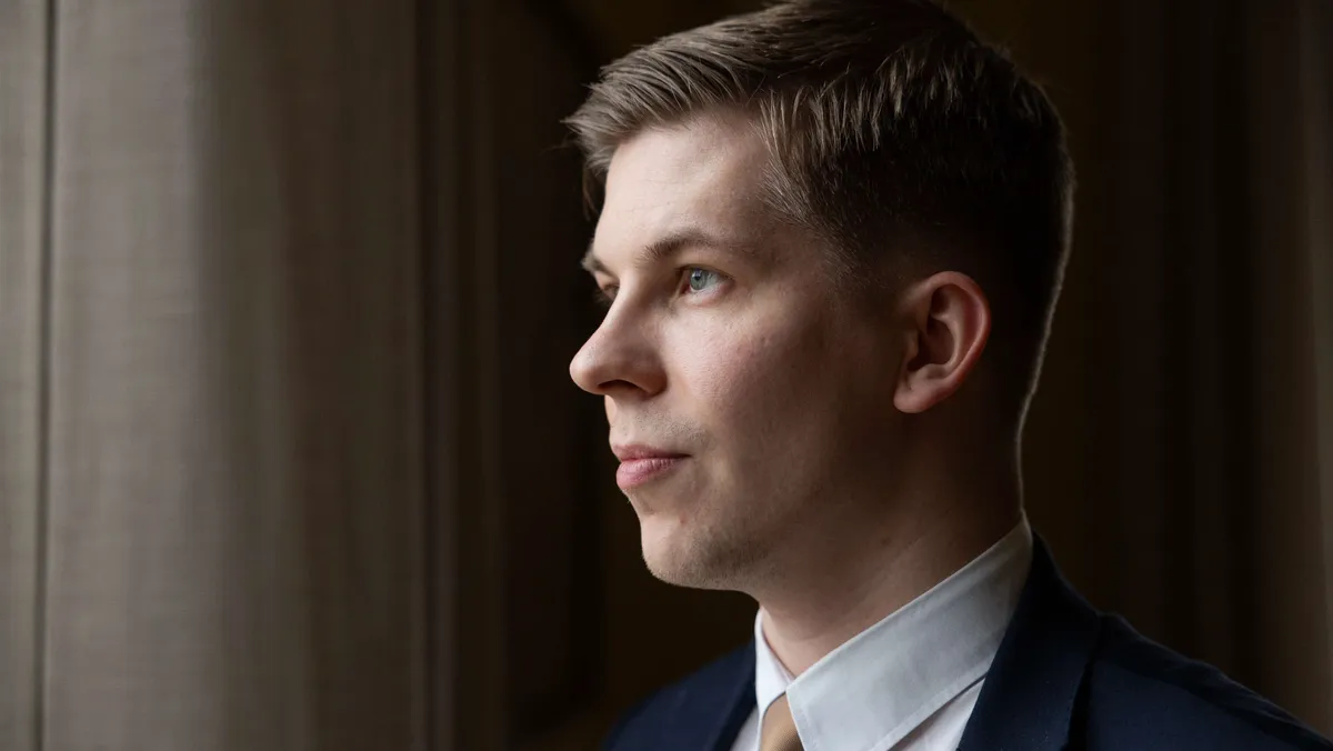 Perussuomalaisten Joakim Vigelius: ”Maahantulon torjuminen ja sen ...