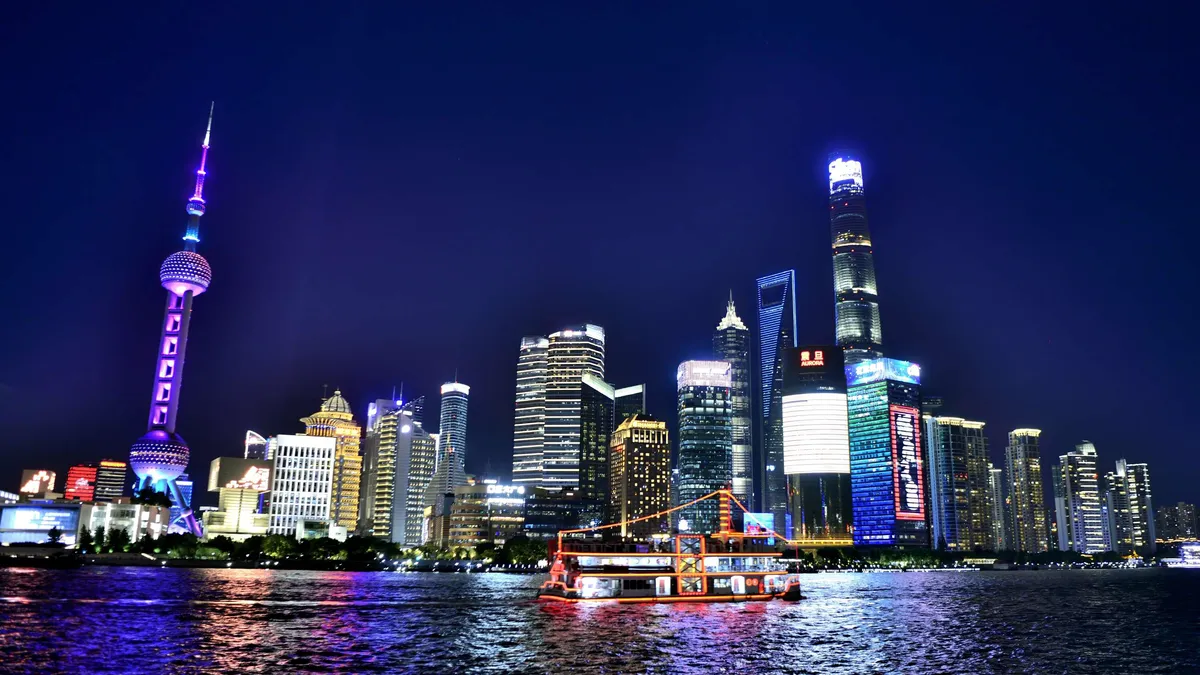 Suomalainen elektroniikkayhtiö Fibox lähti Kiinaan, ja pian ...