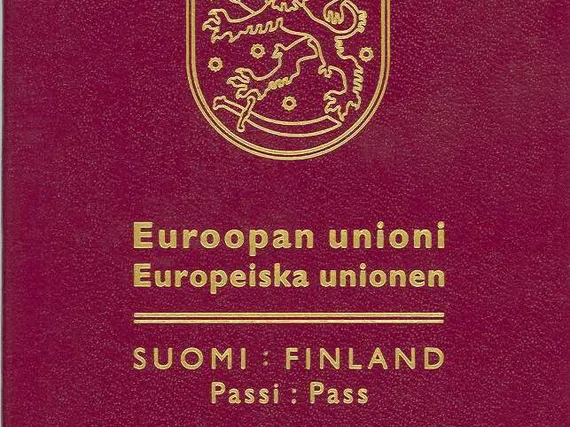 Suomeen tulee pinkki väliaikainen passi – katso | Uusi Suomi