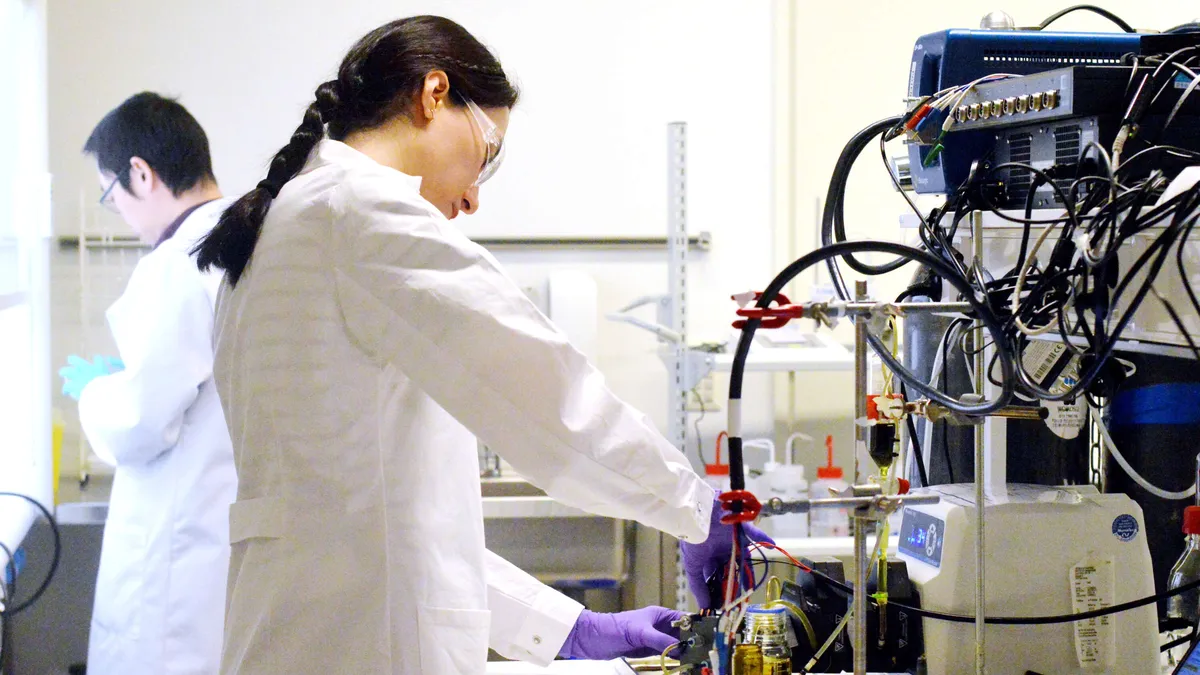 Kilpajuoksu kiristyy akkuteknologiassa – Nämä uudet tekniikat haastavat ...