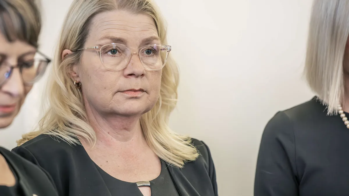 Nyt tuli ratkaisu: Ministeri Leena Meri puhui ”harkitsemattomasti ...