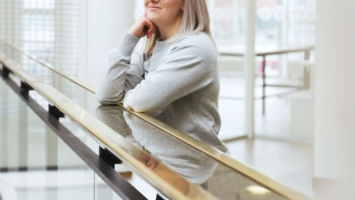 Anestesiologiksi erikoistuvan Jenni Puoliväli-Oksalan kalenterissa on ...