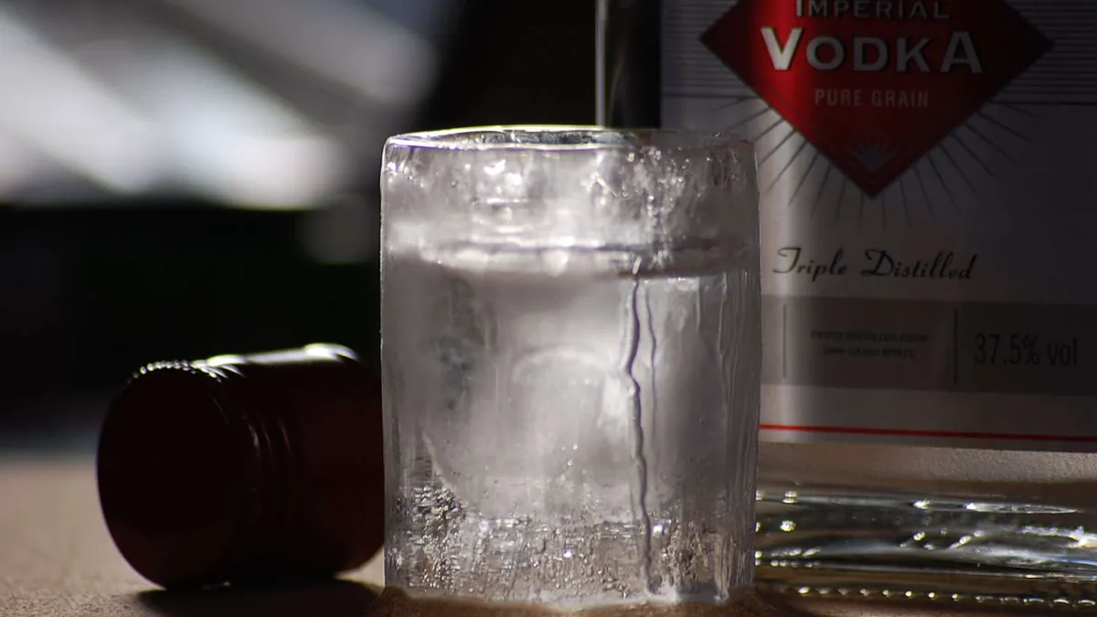 Nyt löytyi maailman korkein toleranssi alkoholille: 80 % viinaa viikko ...