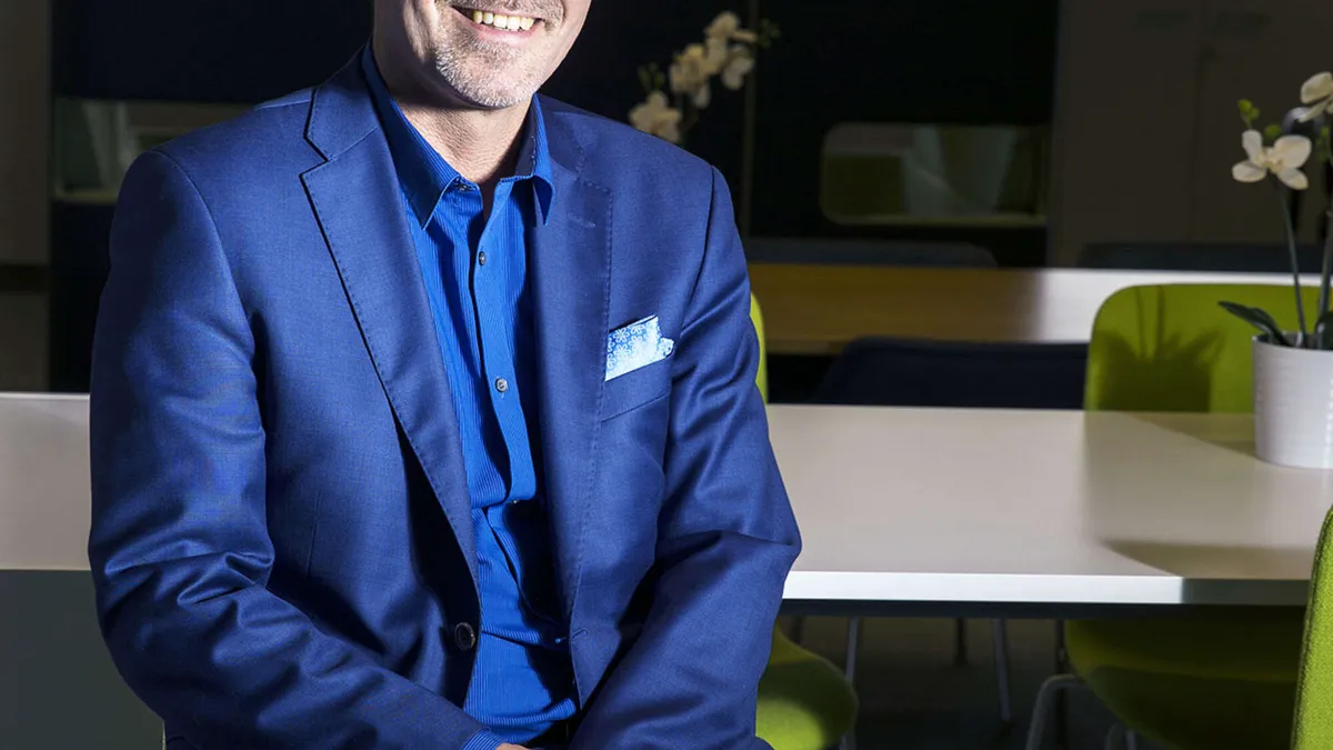 Näin Peter Aho kasvattaa isänsä perustamaa tilitoimistoa - 18 vuotta ...