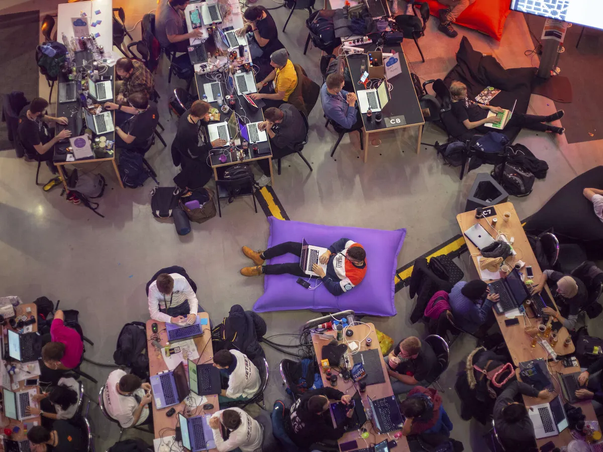 Junction-hackathonissa Otaniemessä ennätysmäärä ulkomaalaisia ...