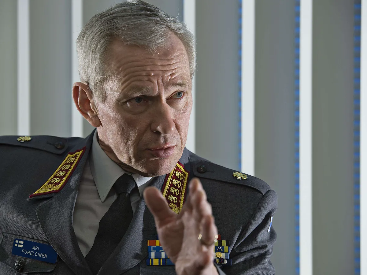 Venäjä ottaa nyt riskiä tavalla, joka viimeksi johti vallanvaihtoon, sanoo Puolustusvoimain ex ...