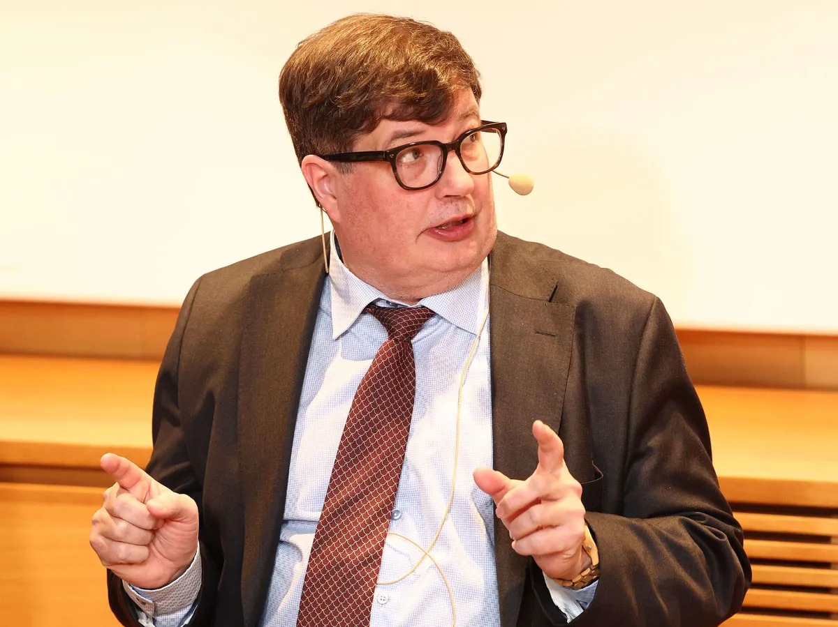 Työministeri Satonen kutsuu osapuolia takaisin neuvottelupöytään ...