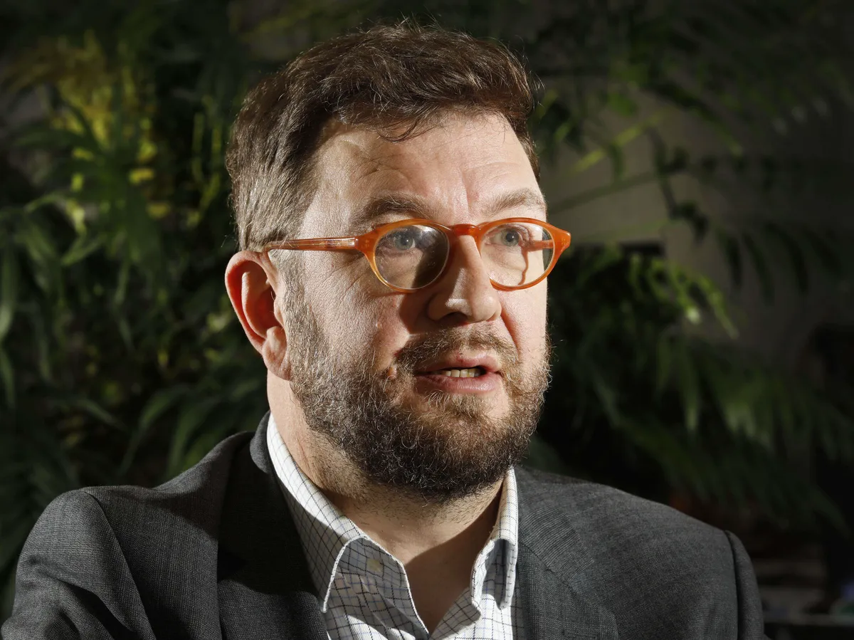 Timo Harakka hehkutti liikenteen päästöleikkausten etenemistä ...