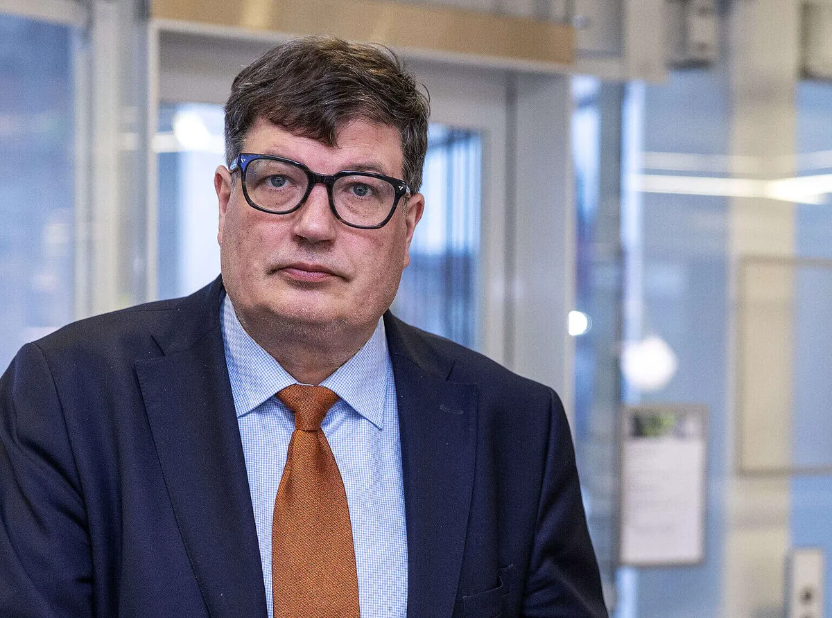 Ministeri Satonen KL:lle: SAK:n kanssa voidaan palata keskustelemaan ...