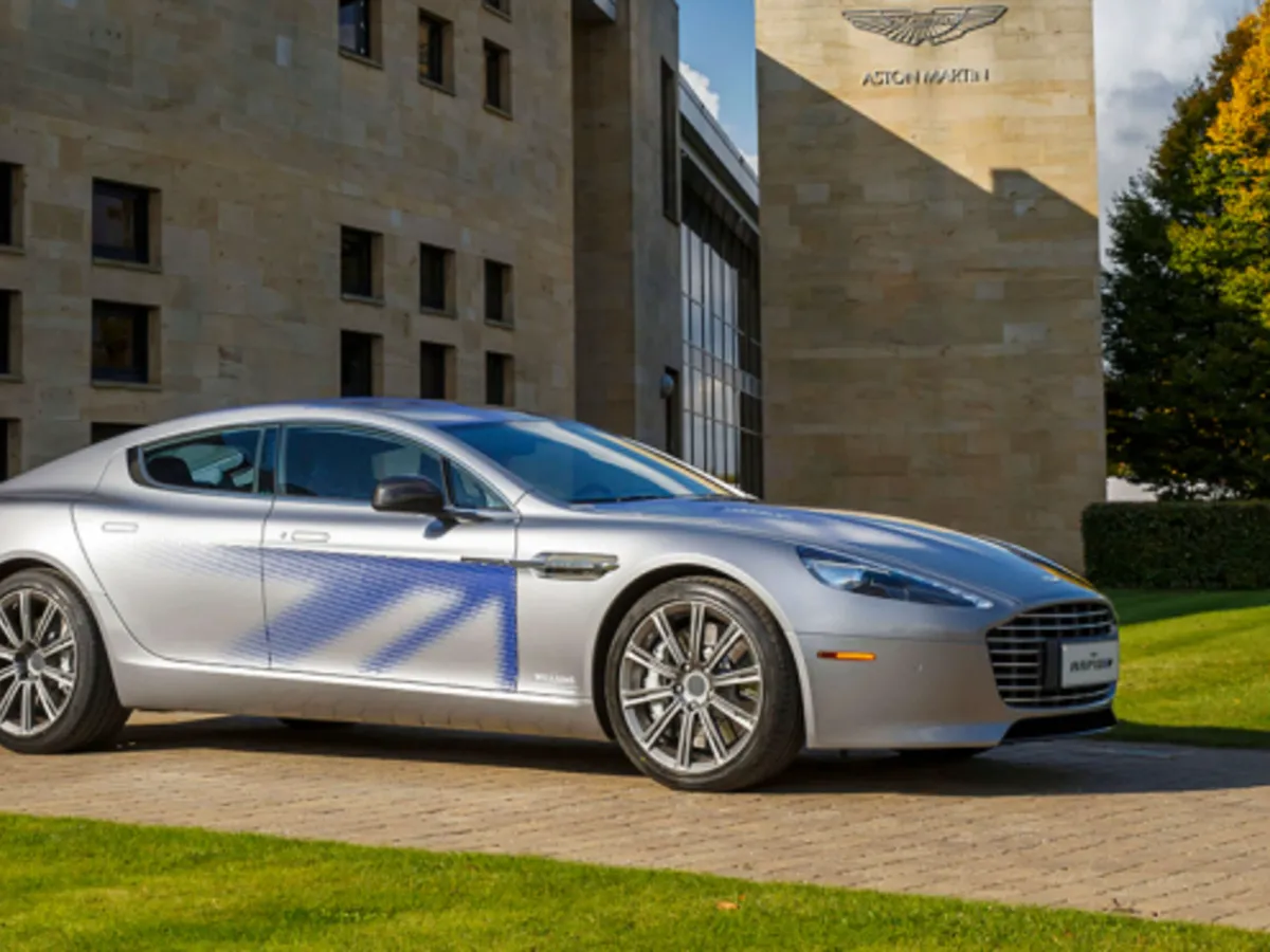 James Bondin arvot ovat murroksessa – viittaukset #MeToo-liikkeeseen ...