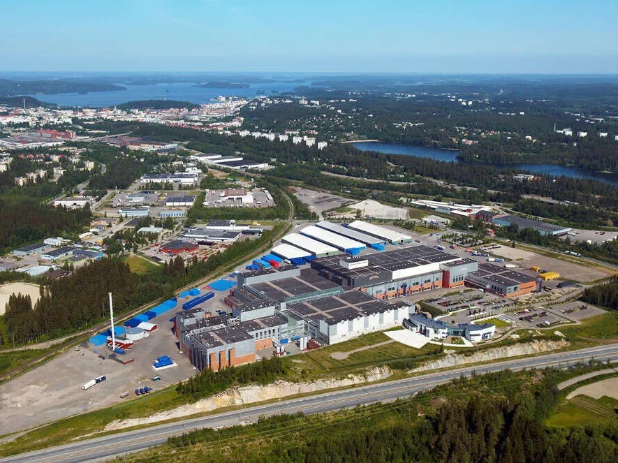 Hartwallin suku palaa Hartwallin taustalle Tanskan kautta | Uusi Suomi