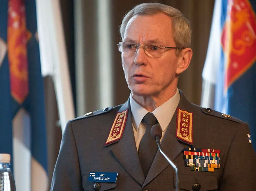 Rankka näkemys Suomen armeijan tilanteesta | Uusi Suomi